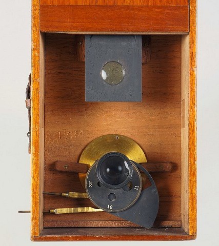 Fallowfield's "Facile" Camera