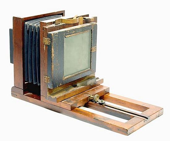 Stock Multiplying Camera Box